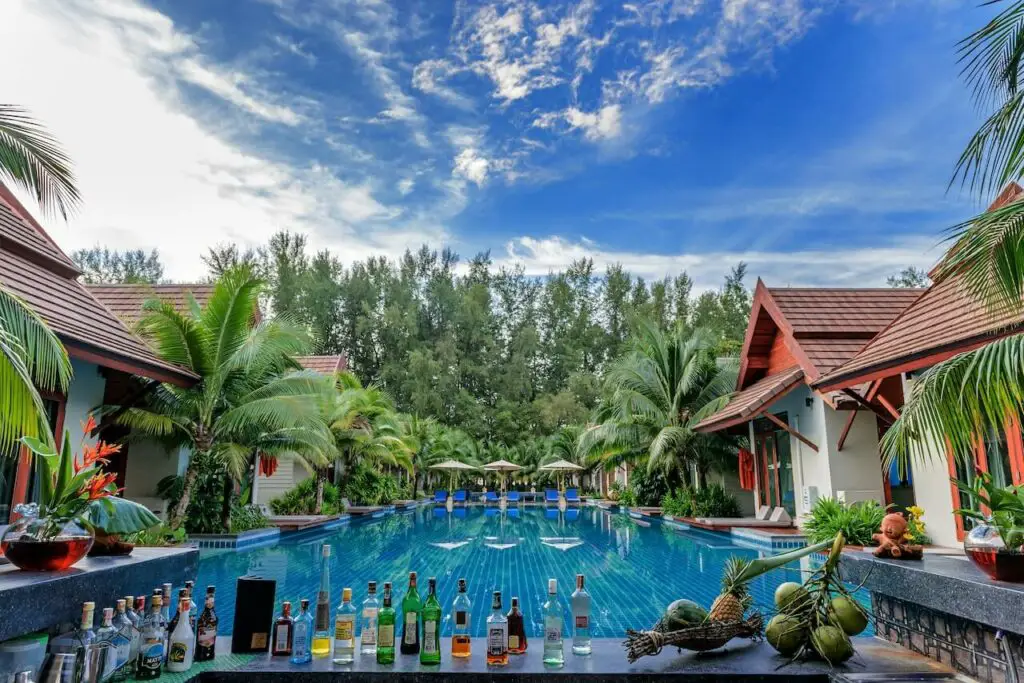 Luxury Pool Party Ideas - OpenWaterHQ