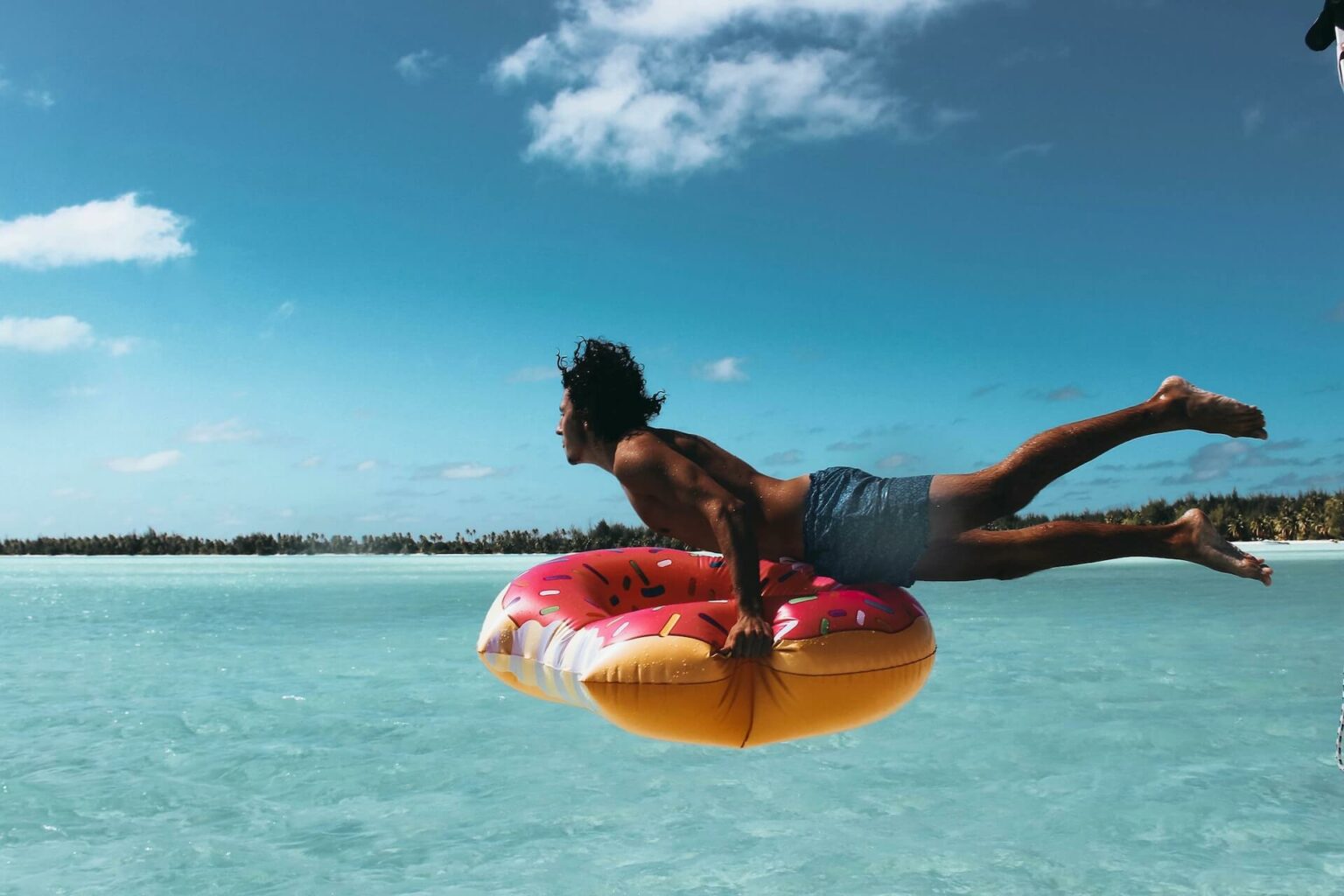 21 Fun Activities to Do Alone at the Beach - OpenWaterHQ